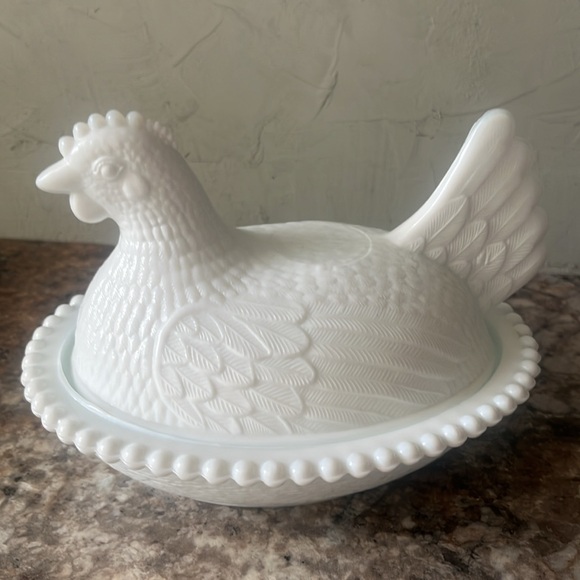 Indiana Glass | Accents | Vintage Indiana Glass Milk Glass Nesting ...